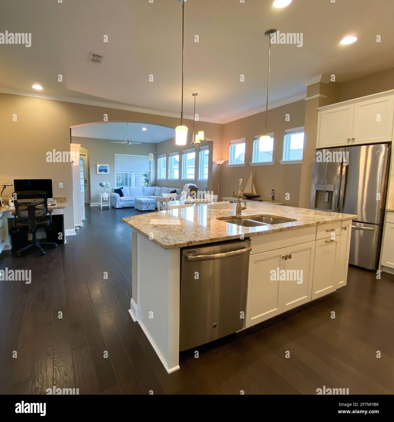 Home interior kitchen den hi-res stock photography and images - Alamy