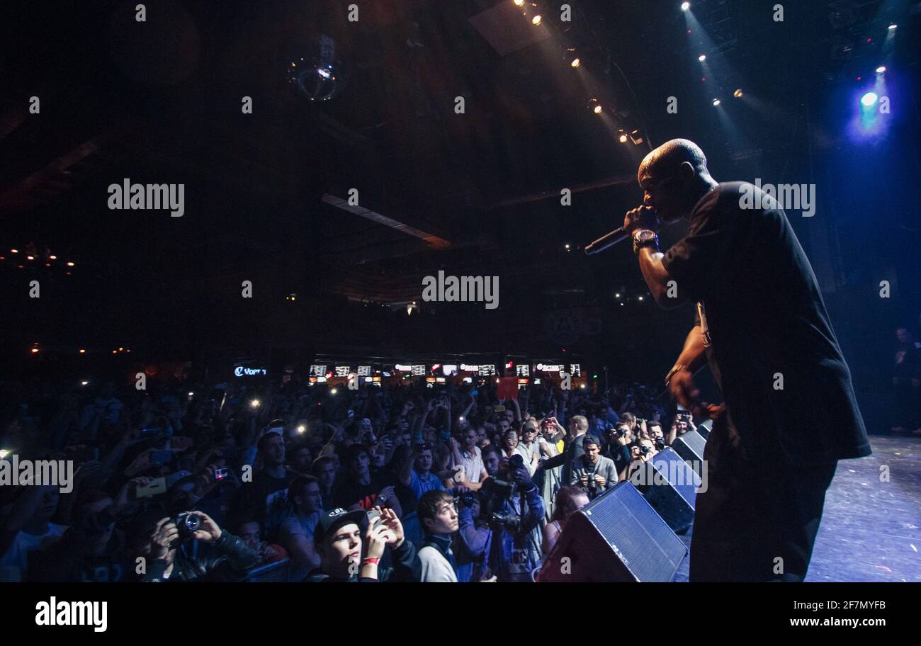 Rap singer DMX performing on stage.Legendary rapper Earl Simmons known ...