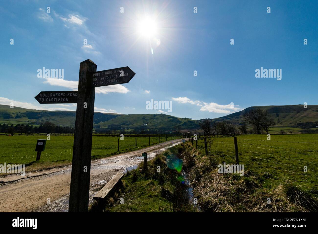 Town hope england peak district hi-res stock photography and images - Alamy