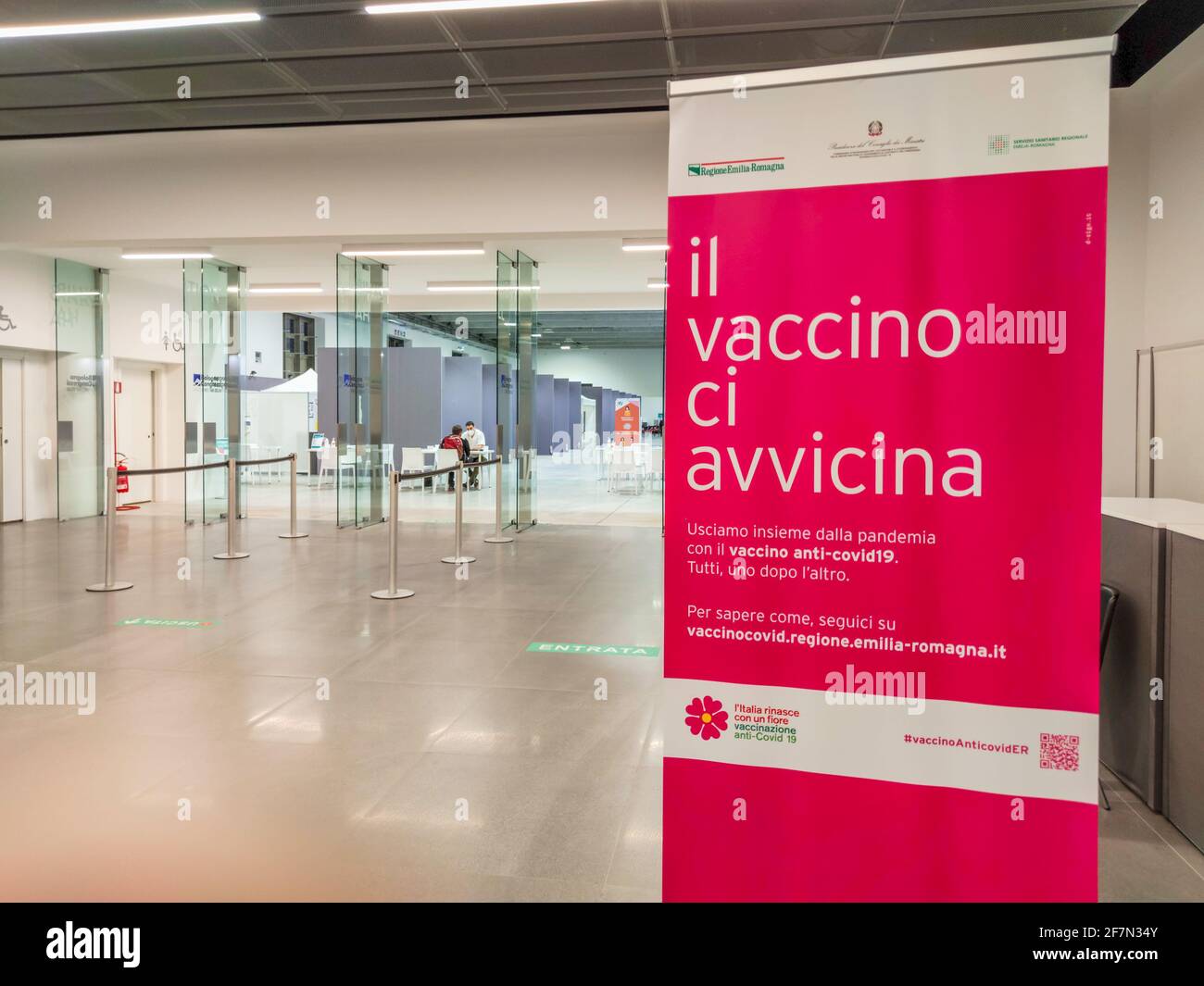 The hub poster hi-res stock photography and images - Alamy