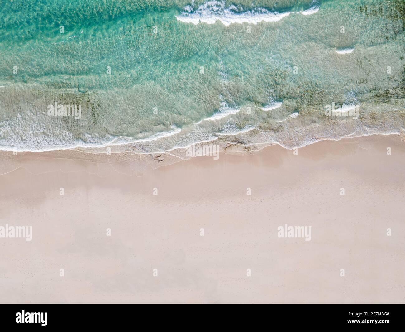 Aerial view turquoise green calm hi-res stock photography and images ...