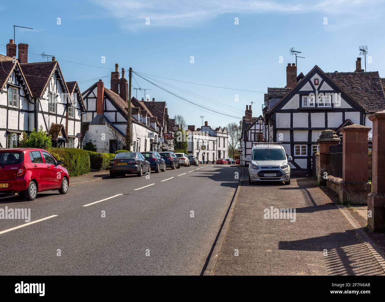 Ombersley village hi-res stock photography and images - Alamy