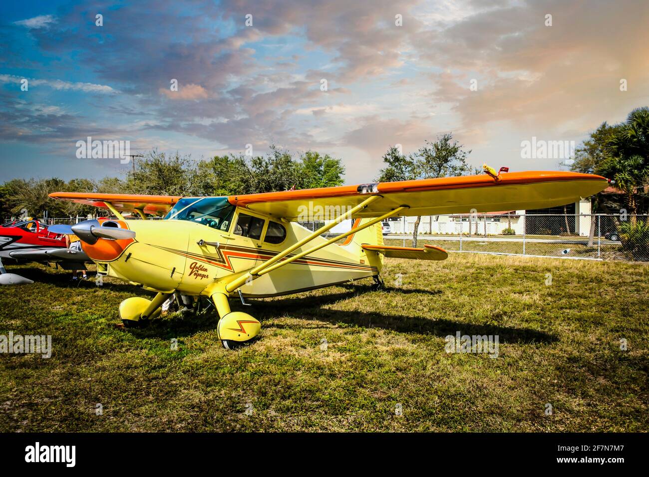 Stinson aircraft hi-res stock photography and images - Alamy