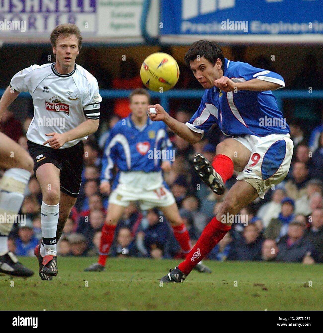 Mike barton hi-res stock photography and images - Alamy