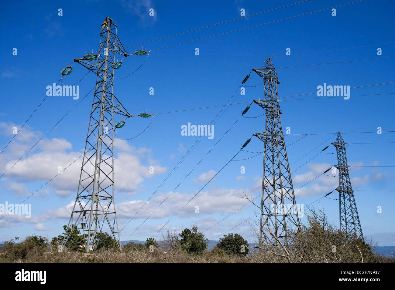 Pylone Electrique High Resolution Stock Photography and Images - Alamy