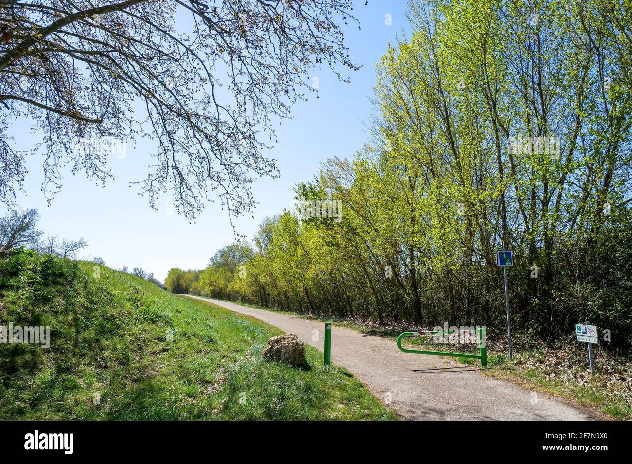 Via Rhona cycling route, Viviers, Ardeche, France Stock Photo - Alamy