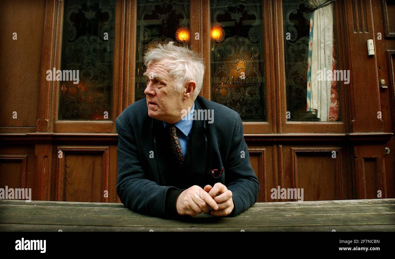 Ingrams hi-res stock photography and images - Alamy