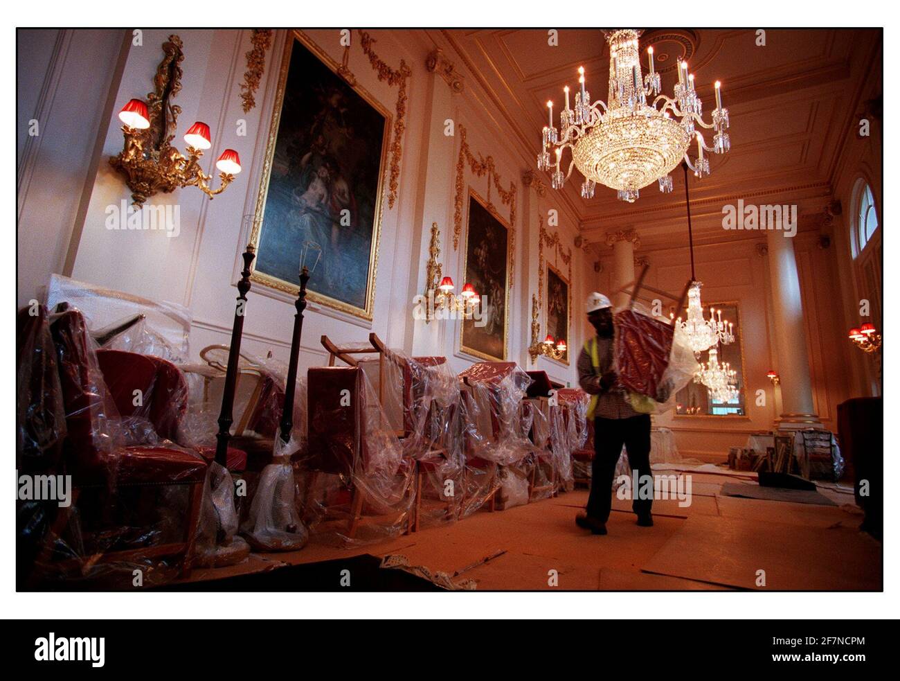 The Crush Bar in the Royal Opera House November 1999is pictured during ...