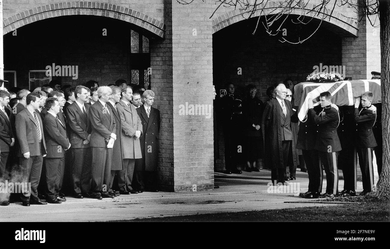 Comrades in arms hi-res stock photography and images - Alamy