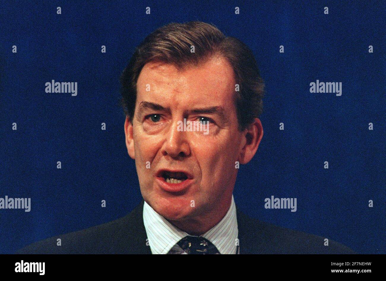 Ian lang hi-res stock photography and images - Alamy