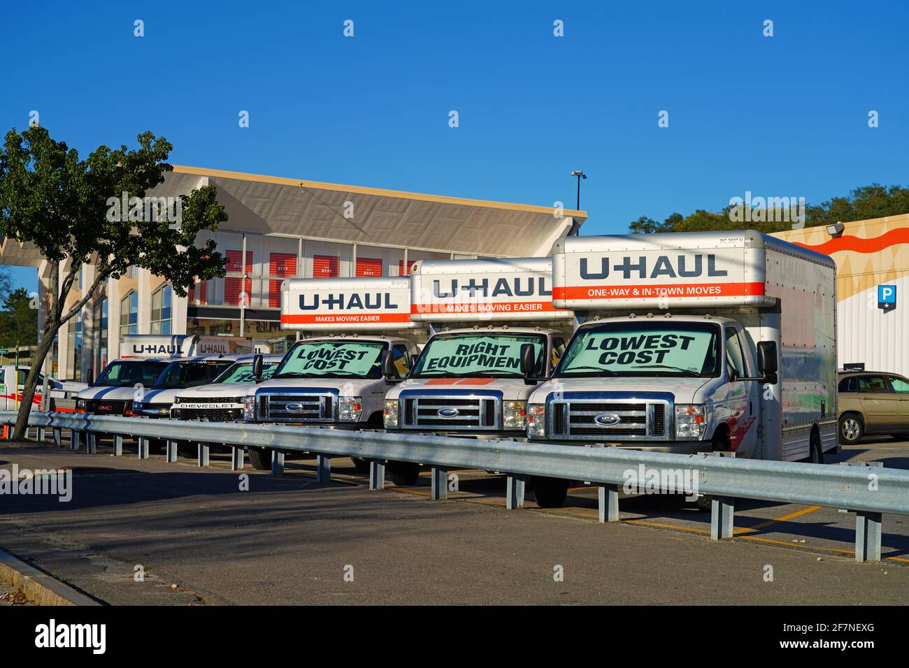 U haul facility hi-res stock photography and images - Alamy