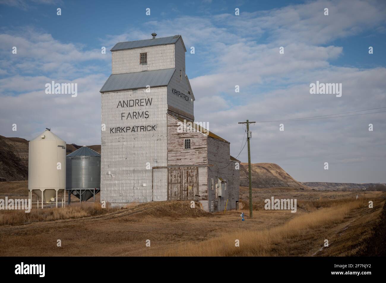 Drumheller, Alberta - March 27, 2021: The Andrew Farms grain elevator ...