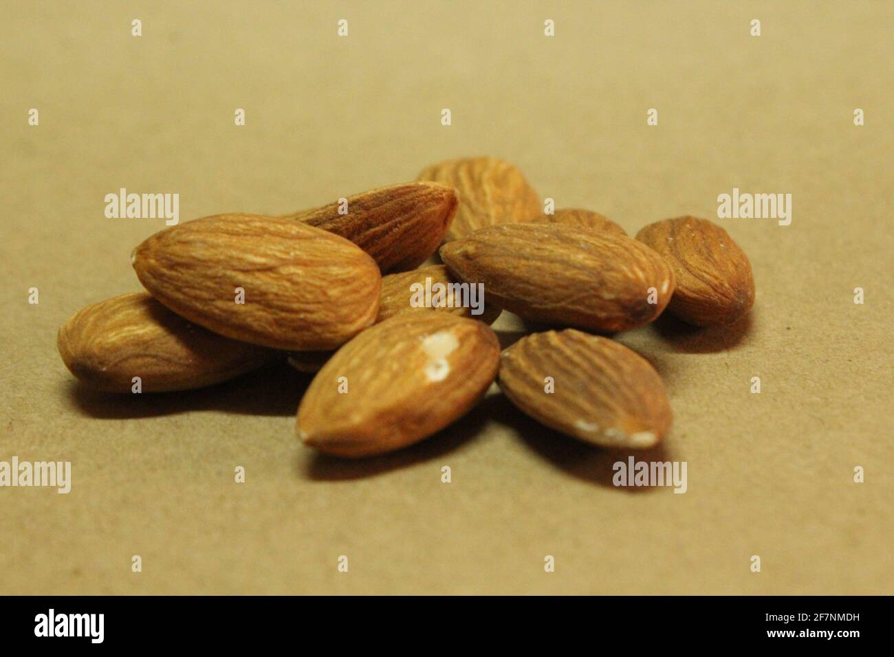 Almond design hi-res stock photography and images - Alamy