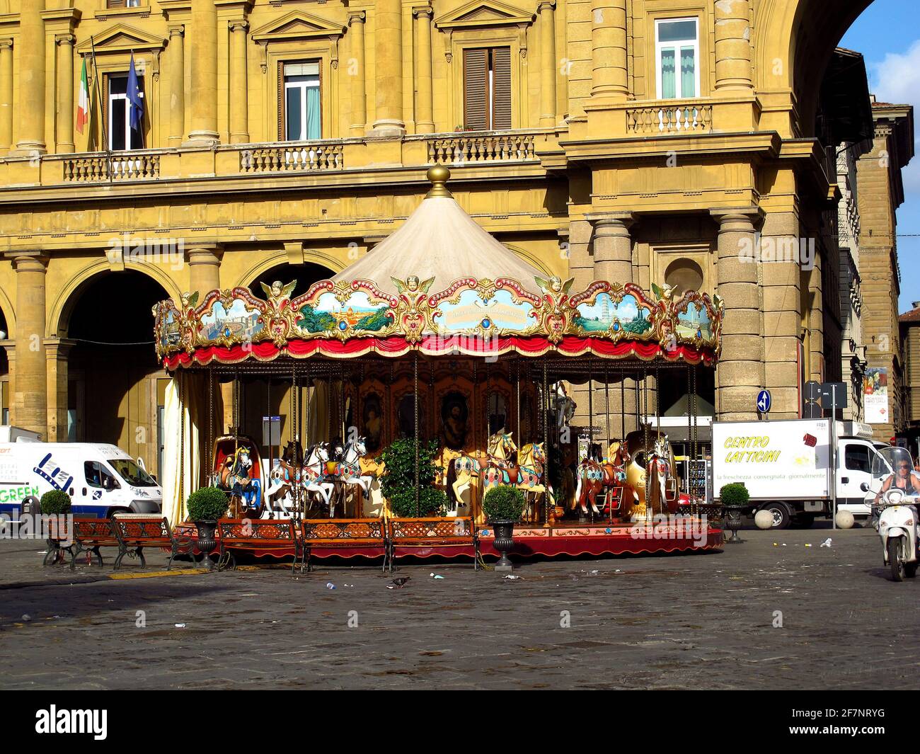 Italy florence firenze merry go round carousel hi-res stock photography ...