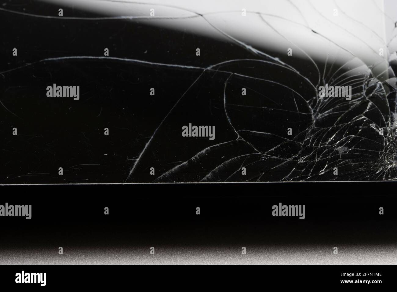 Broken screen texture hi-res stock photography and images - Alamy