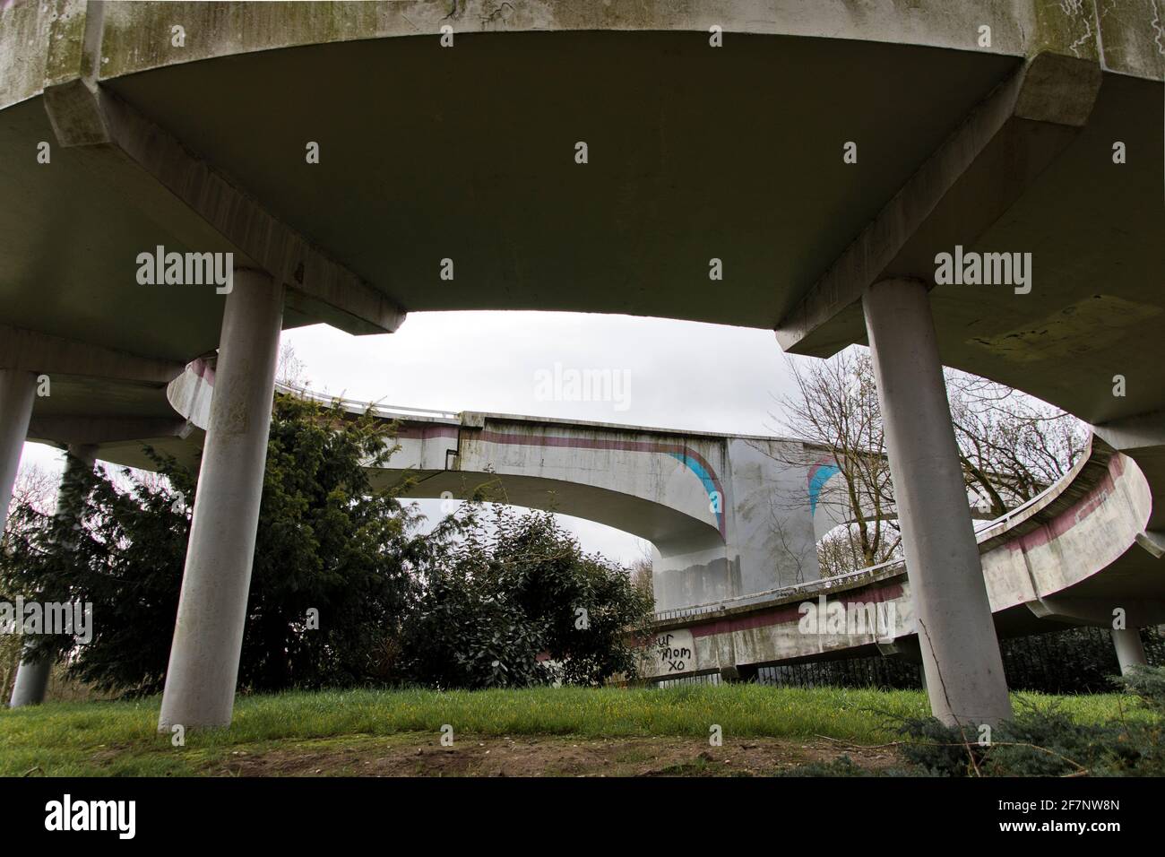 Footbridge over the Expressway in West bromwich, West Midlands, England ...