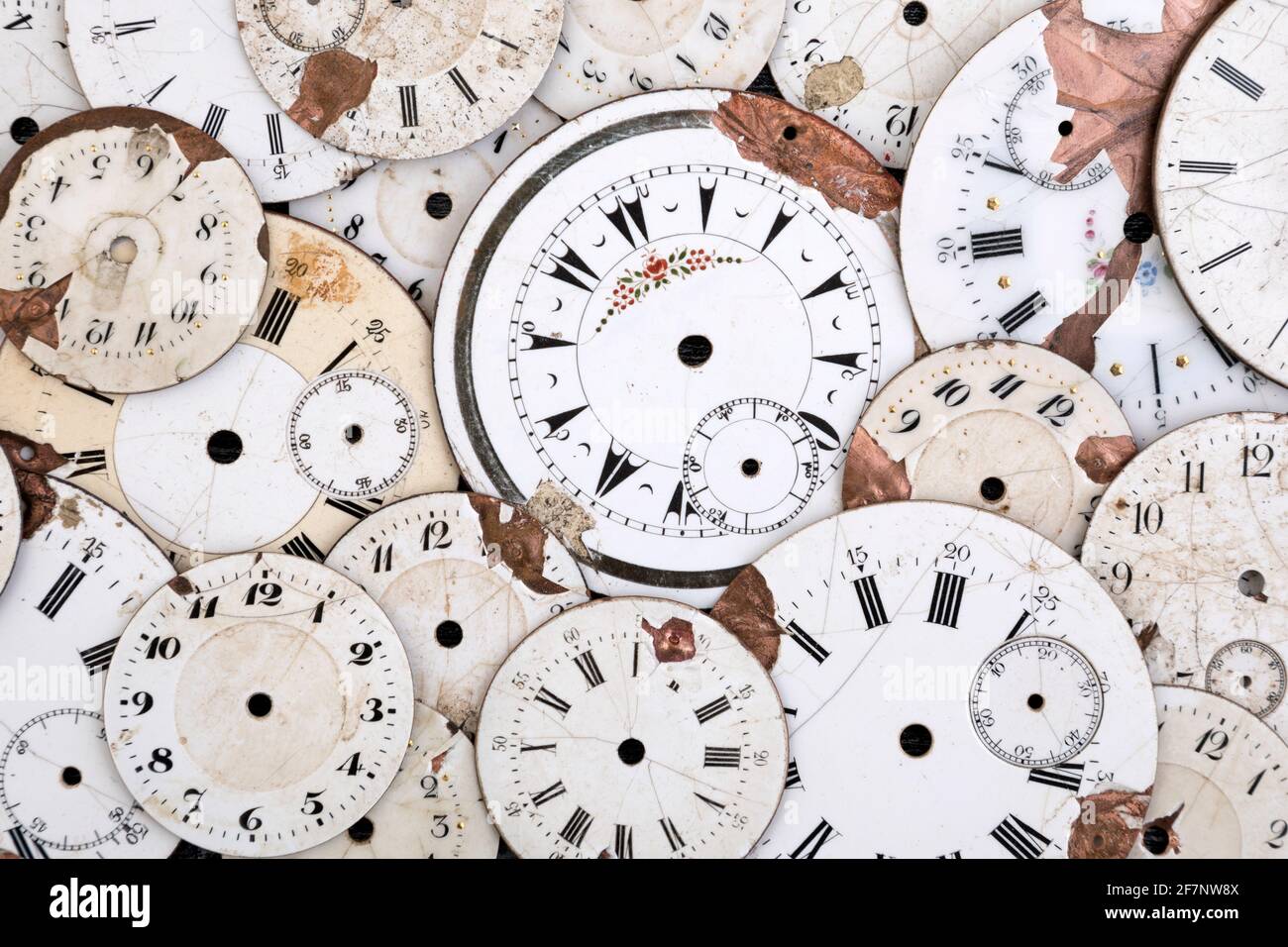 Retro watch collection hi-res stock photography and images - Alamy