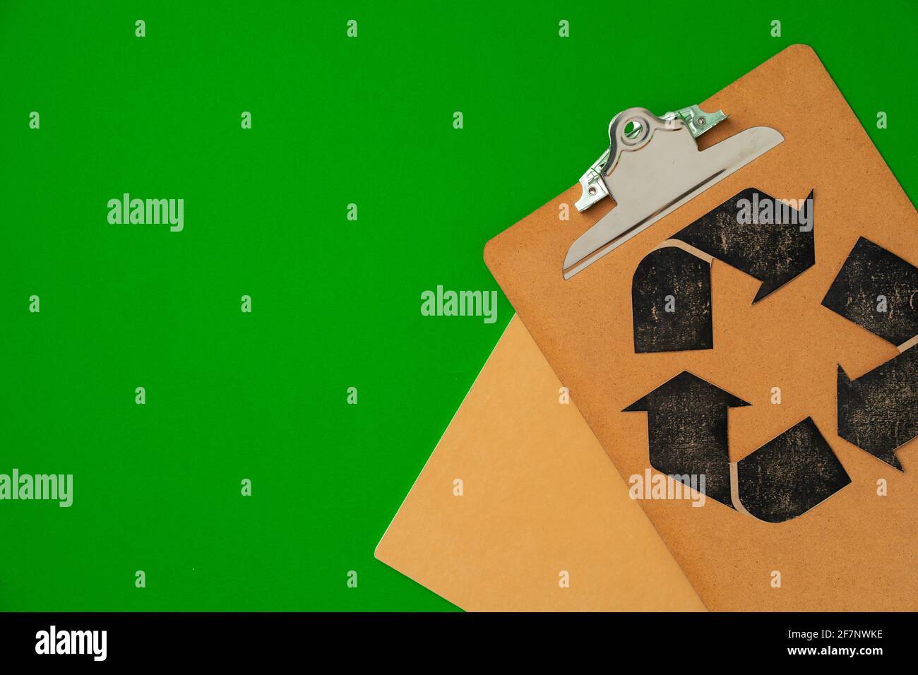 Concept of paper recycling, eco friendly consumerism Stock Photo - Alamy
