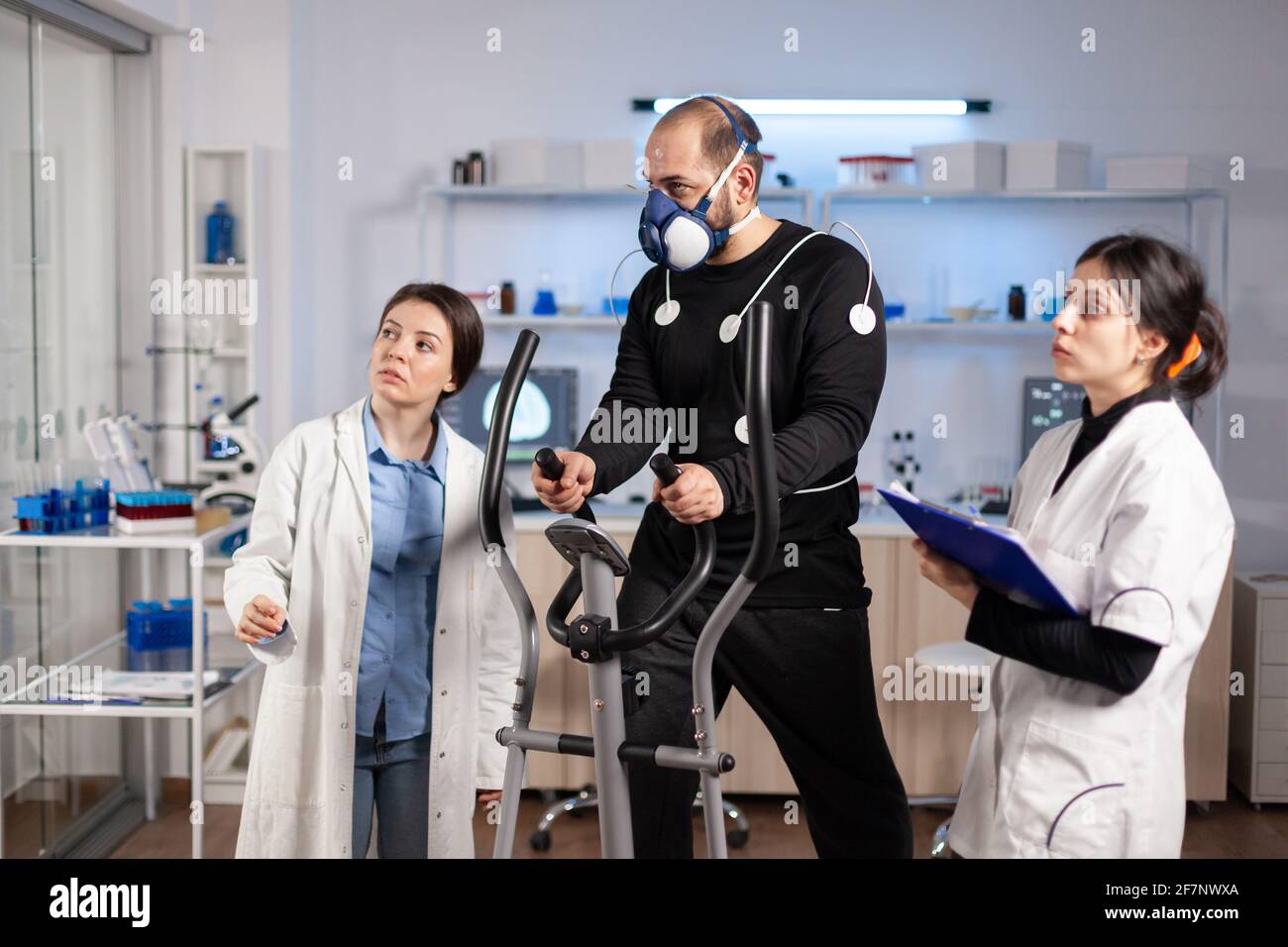 Athlete vo2 test hi-res stock photography and images - Alamy