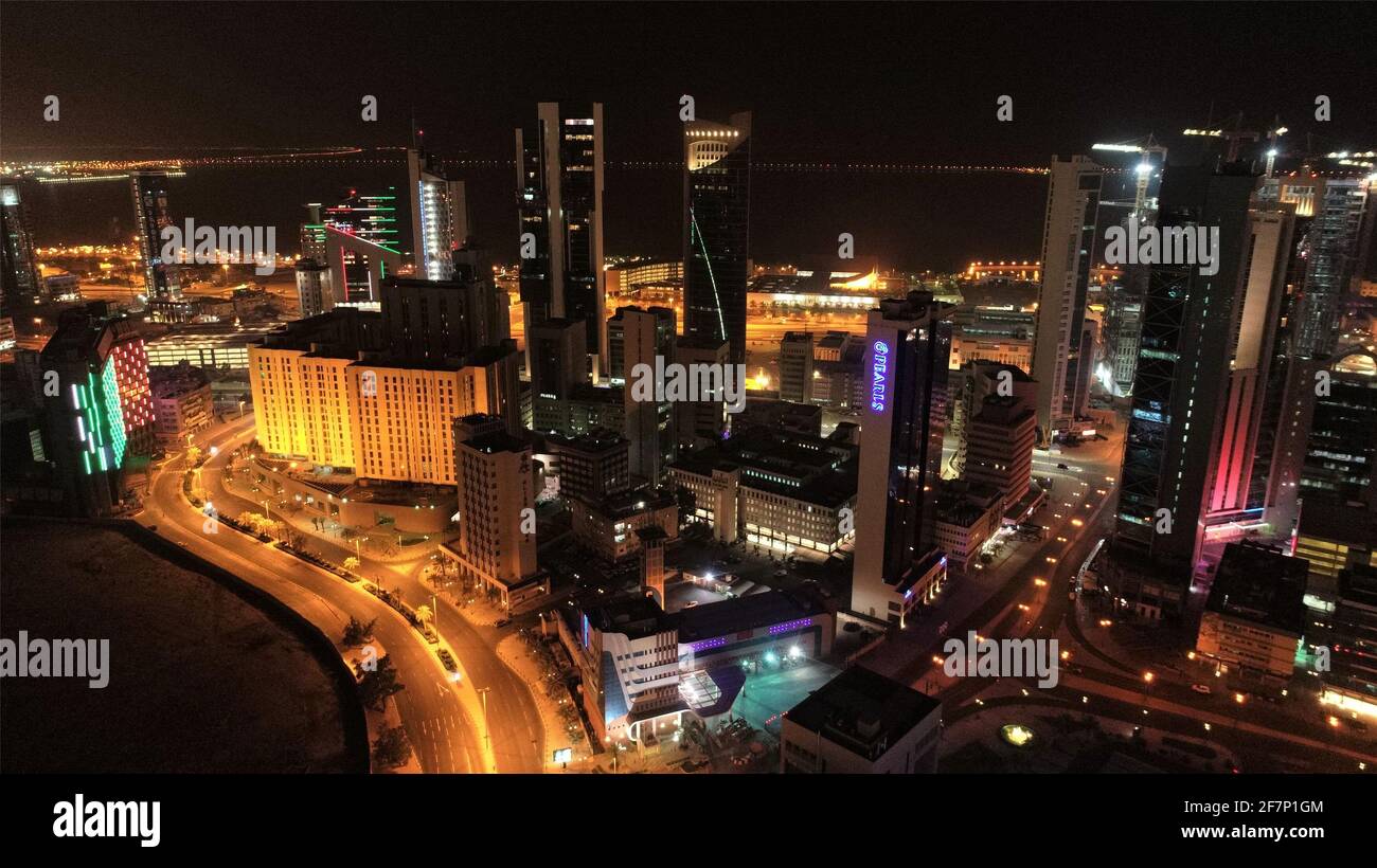 Kuwait city streets hi-res stock photography and images - Alamy