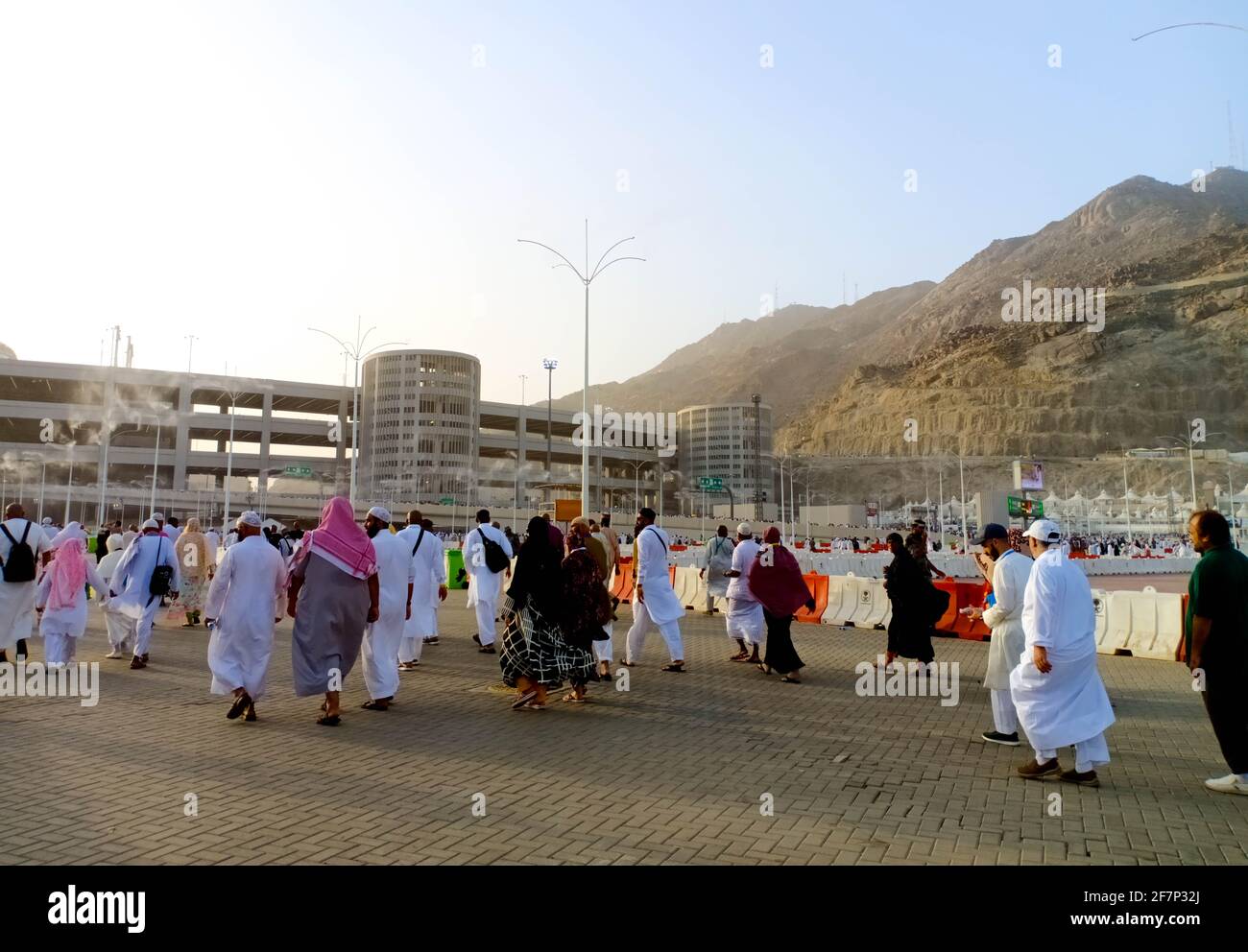 Hajj tent city in Mina, Makkah KSA Stock Photo - Alamy