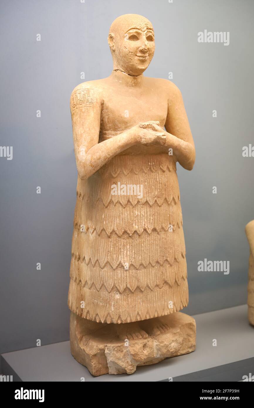 Statue in Istanbul Archaeological Museums, Istanbul City, Turkey Stock ...