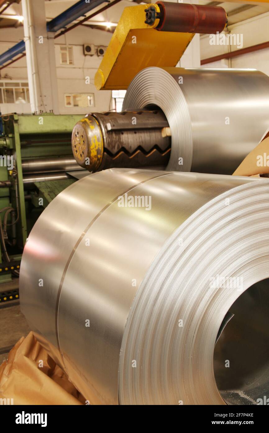 Rolling mill machinery for sheet metal hi-res stock photography and ...