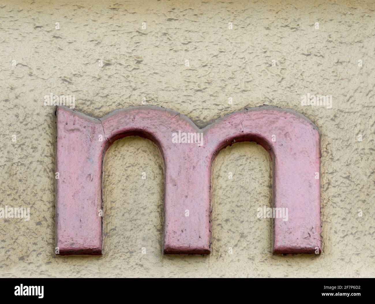 Letter m lowercase hi-res stock photography and images - Alamy