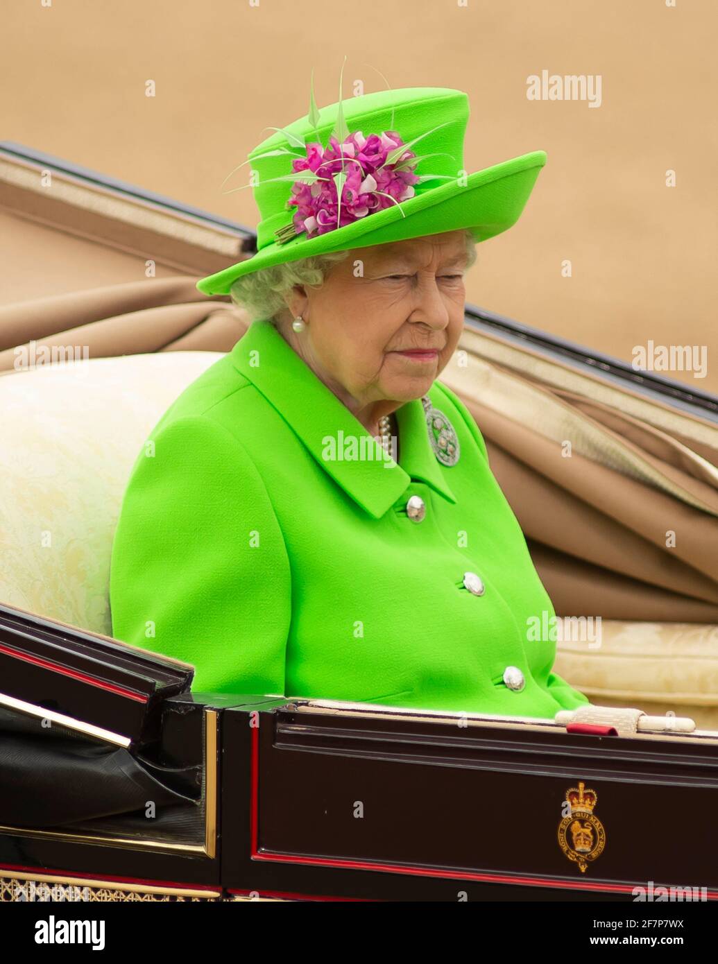 Queen elizabeth 90th birthday hi-res stock photography and images - Alamy