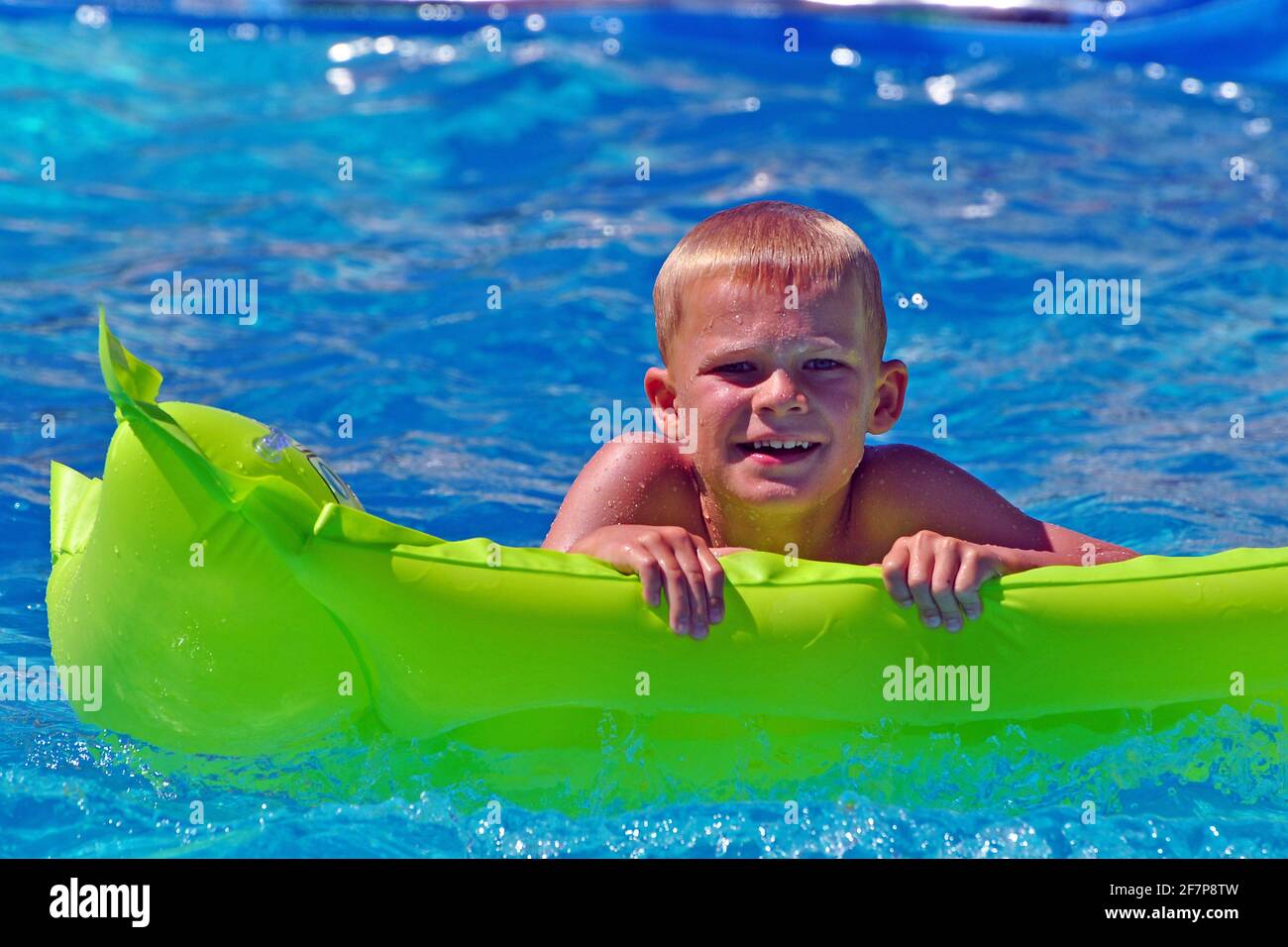 Seven years boy hi-res stock photography and images - Alamy