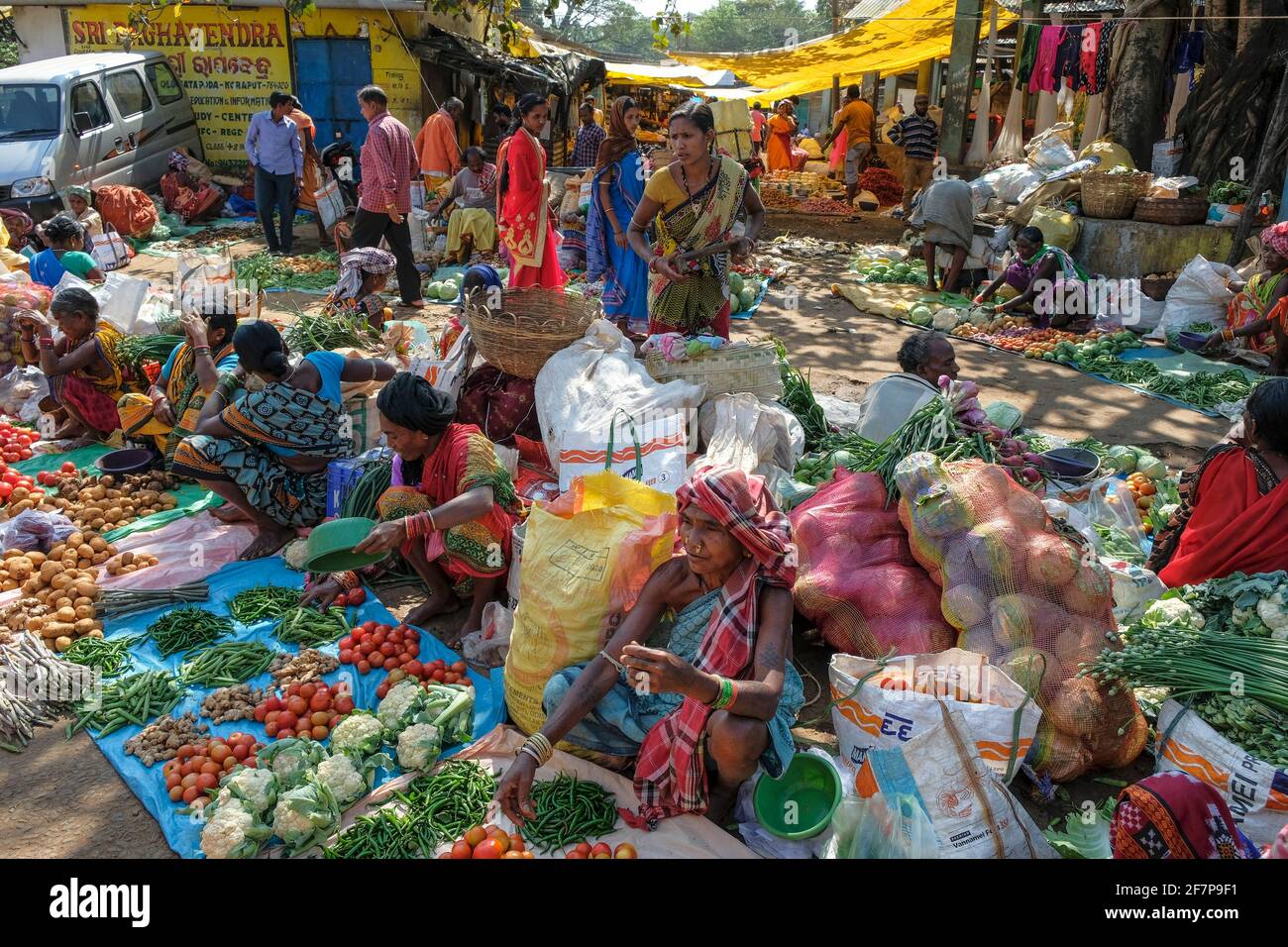 Market day in india hi-res stock photography and images - Alamy