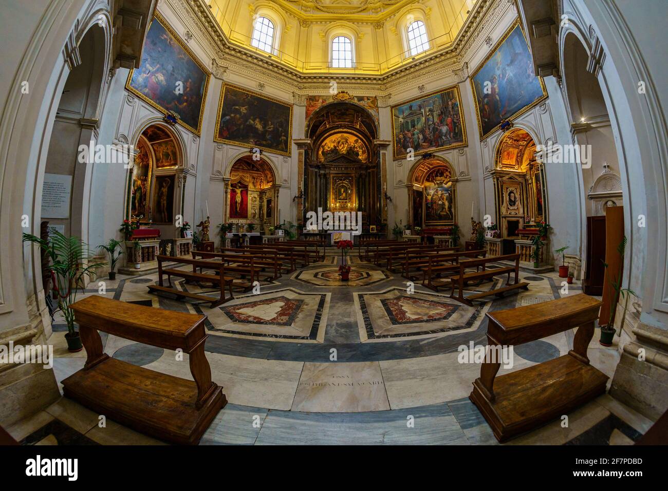 Chiesa di Santa Maria della Pace (Roma Stock Photo - Alamy
