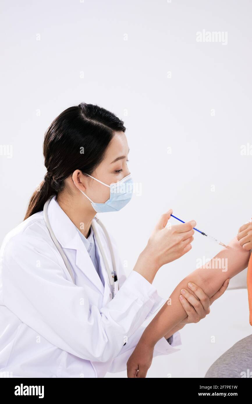 Old doctors tools hi-res stock photography and images - Alamy