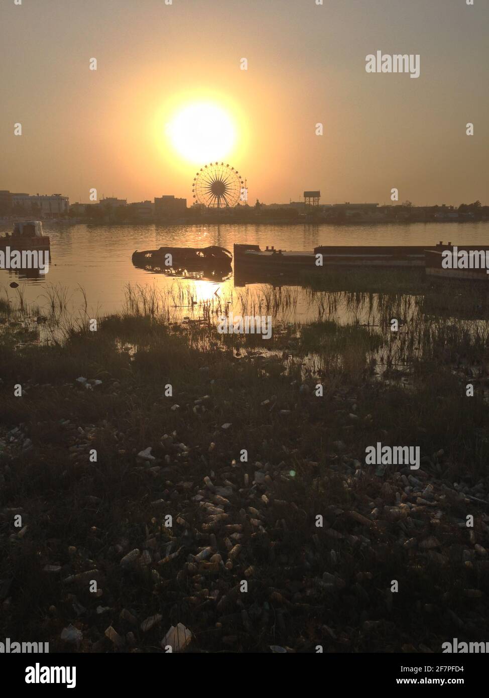 Basra river hi-res stock photography and images - Alamy