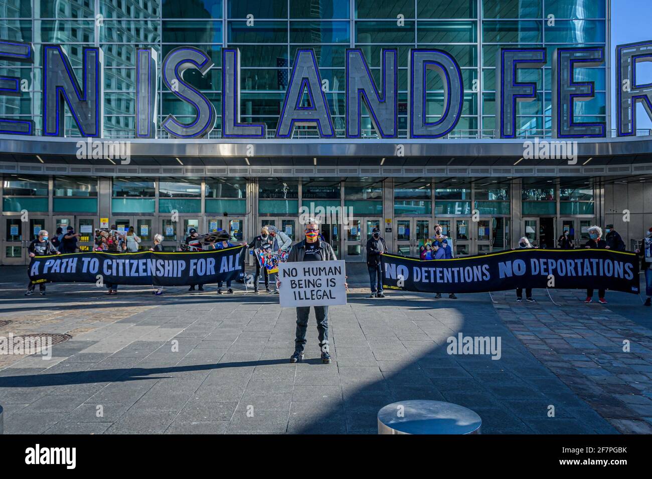 Stop ice raids hi-res stock photography and images - Alamy