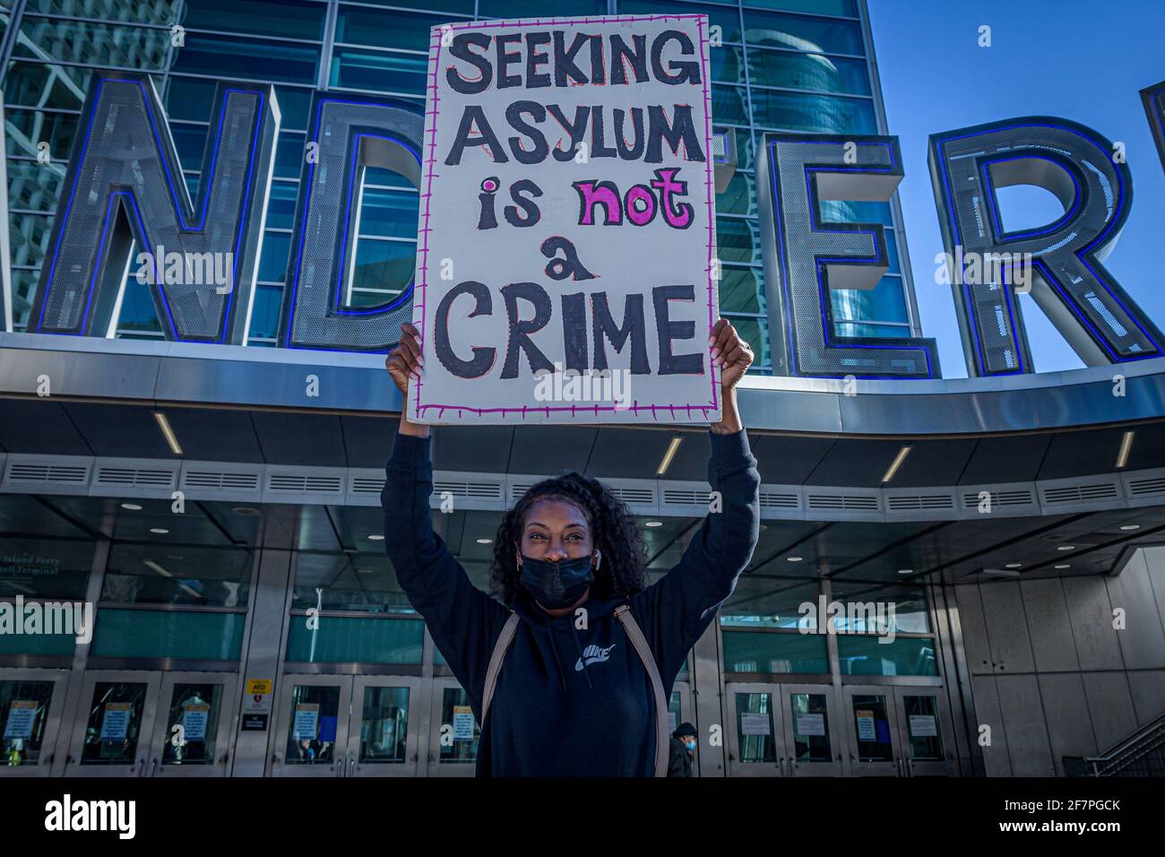 Stop ice raids hi-res stock photography and images - Alamy
