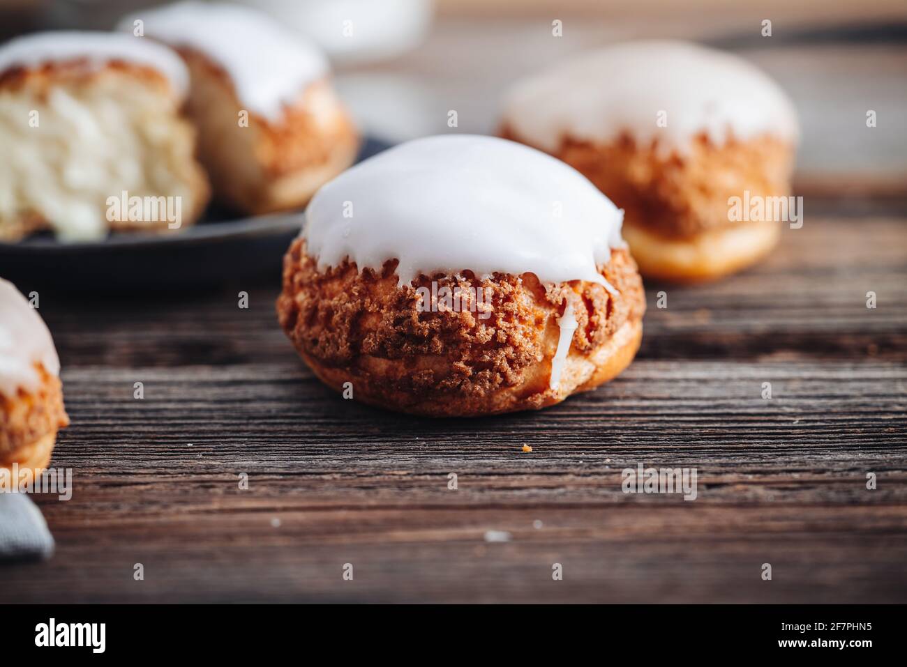 Cream puff craquelin whipped cream hi-res stock photography and images ...
