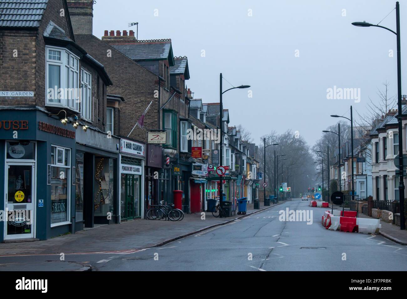 Cambridge shops and restaurants hi-res stock photography and images - Alamy