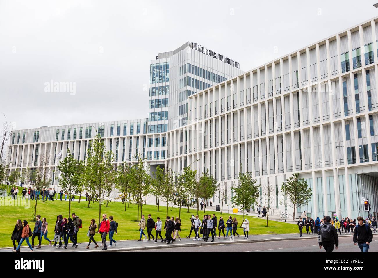 Technical college uk students hi-res stock photography and images - Alamy