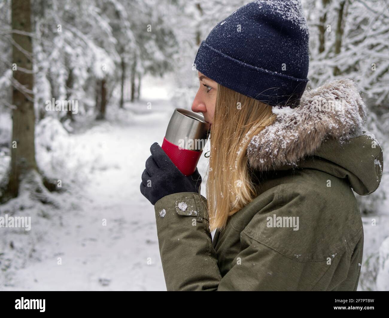 Wallpaper heating hi-res stock photography and images - Alamy