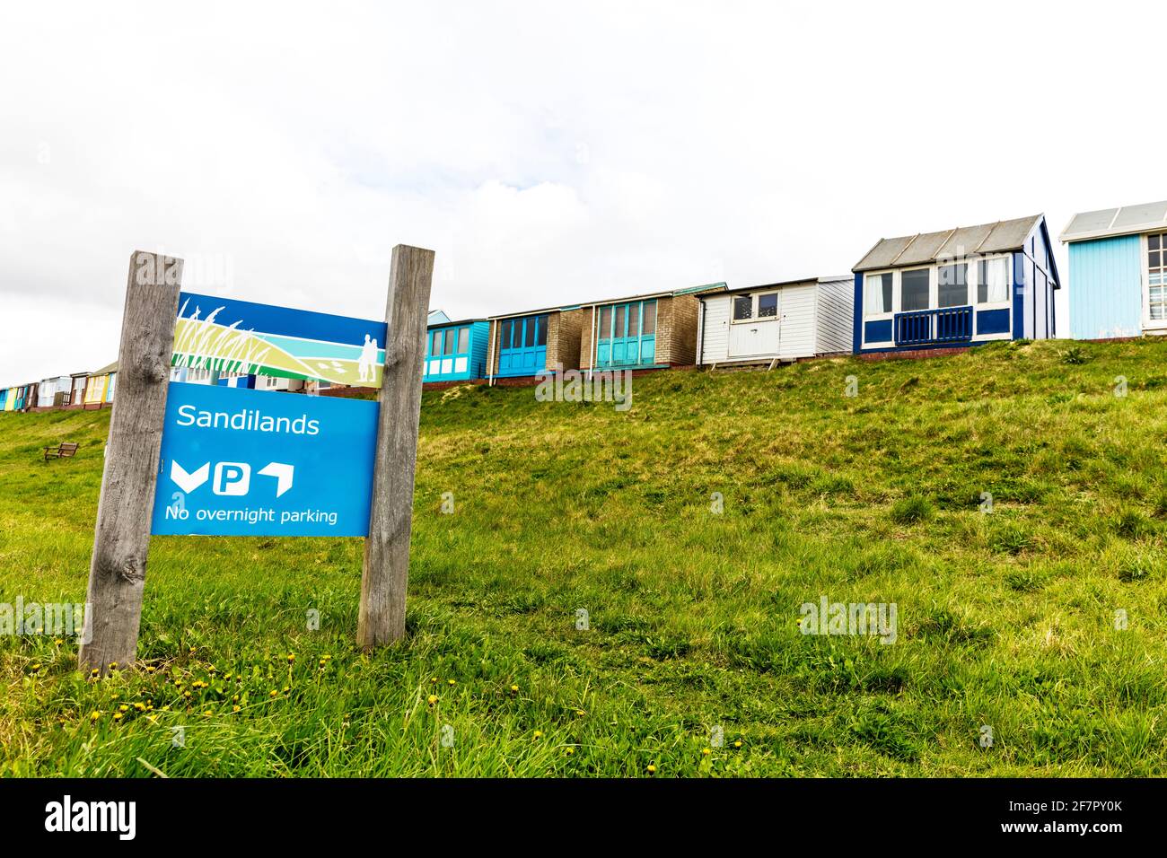 Sandilands beach huts hi-res stock photography and images - Alamy