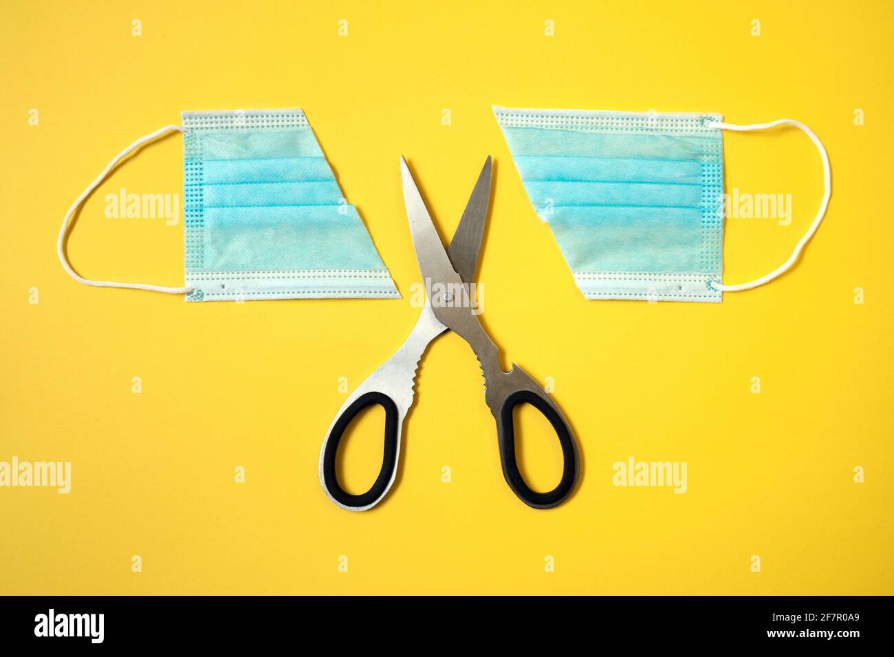 Cut mask hi-res stock photography and images - Alamy