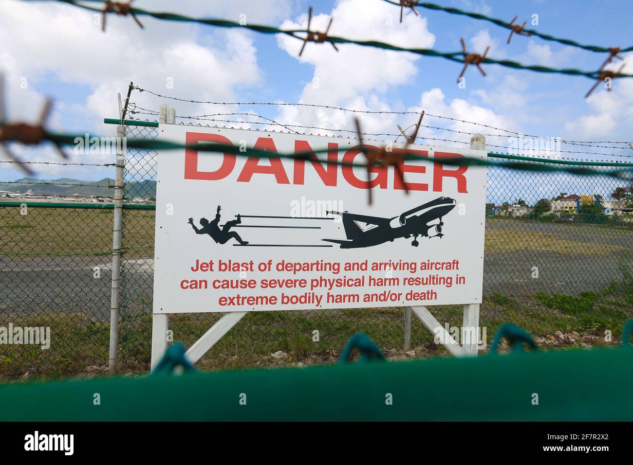 Beach spectator jet blast warning sign at the Maho Beach end of Juliana ...