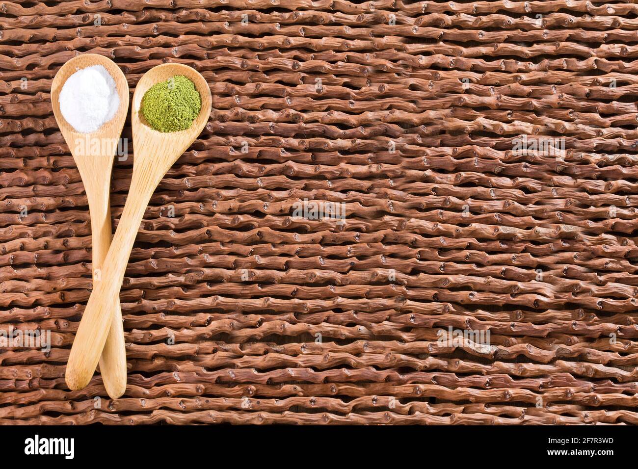 Fresh green Stevia herb and extract powder - Stevia rebaudiana Stock ...