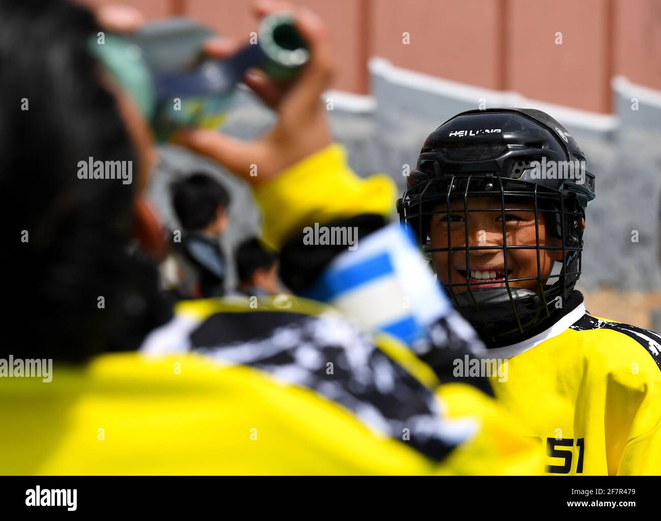 Students tagou shaolin kung fu hi-res stock photography and images - Alamy