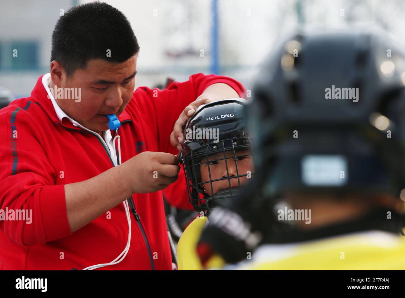 Students tagou shaolin kung fu hi-res stock photography and images - Alamy