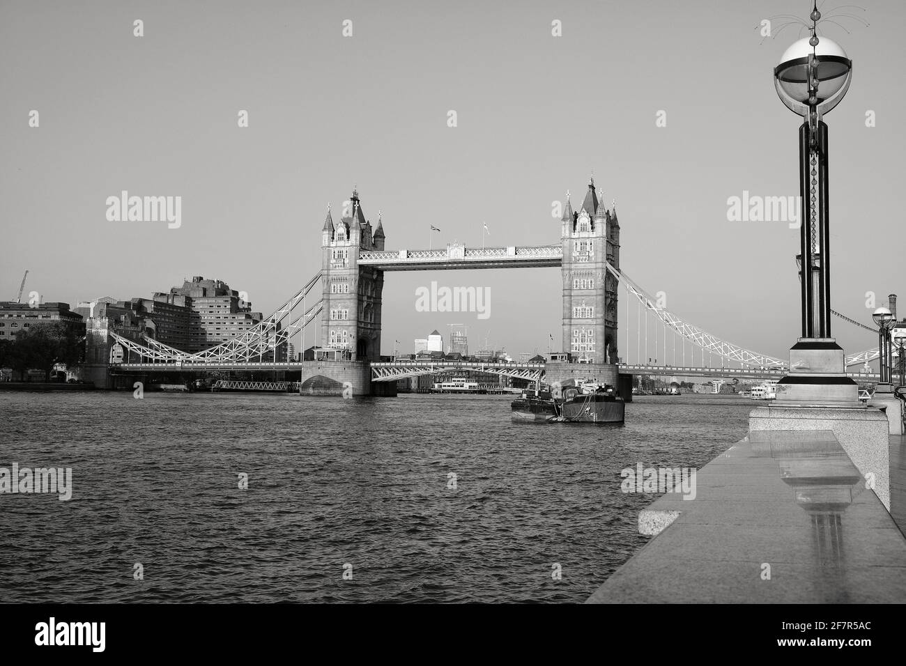 Tower bridge close up london hi-res stock photography and images - Alamy