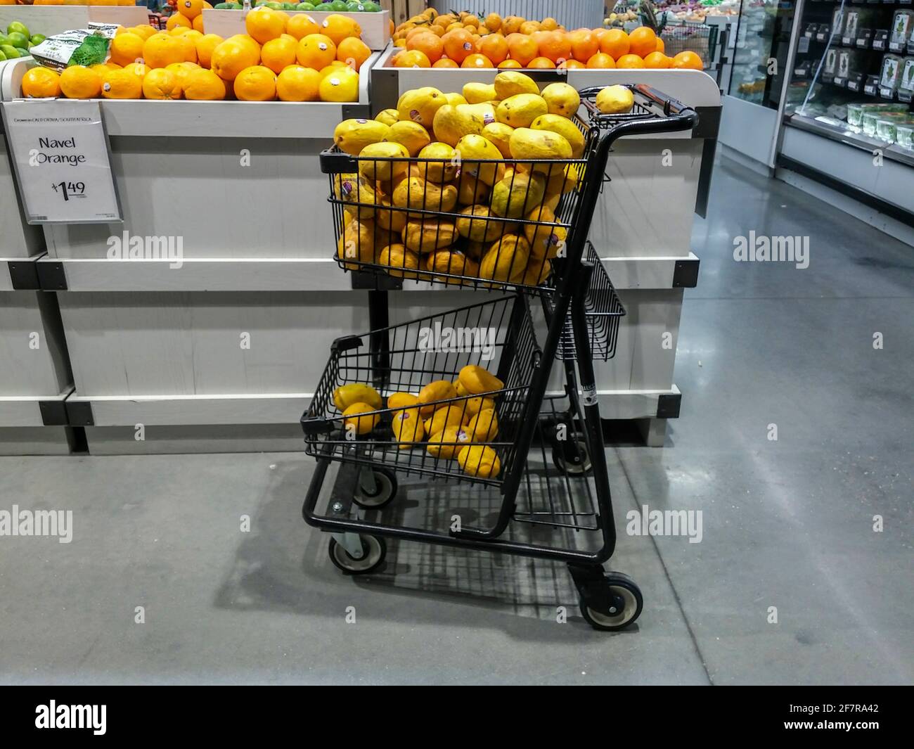4 mango hi-res stock photography and images - Alamy