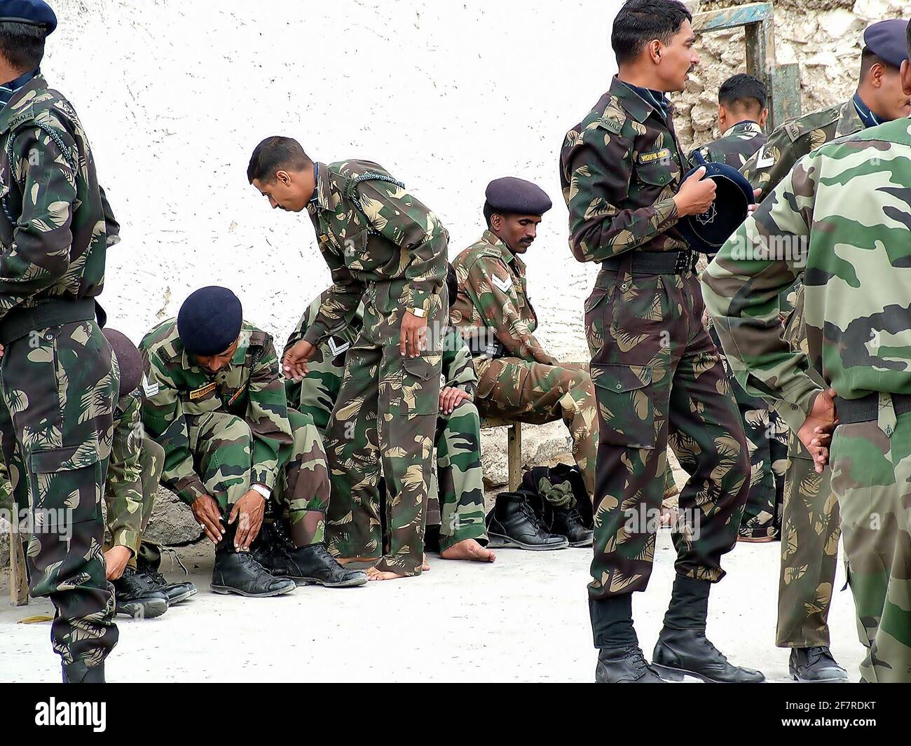 Indian soldier's uniform hi-res stock photography and images - Alamy