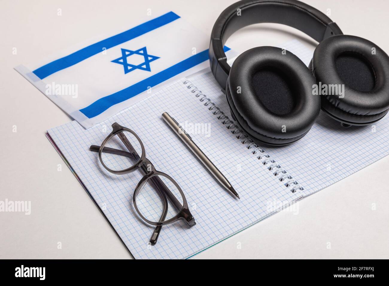 Learning foreign languages in Israel with audio recordings and ...